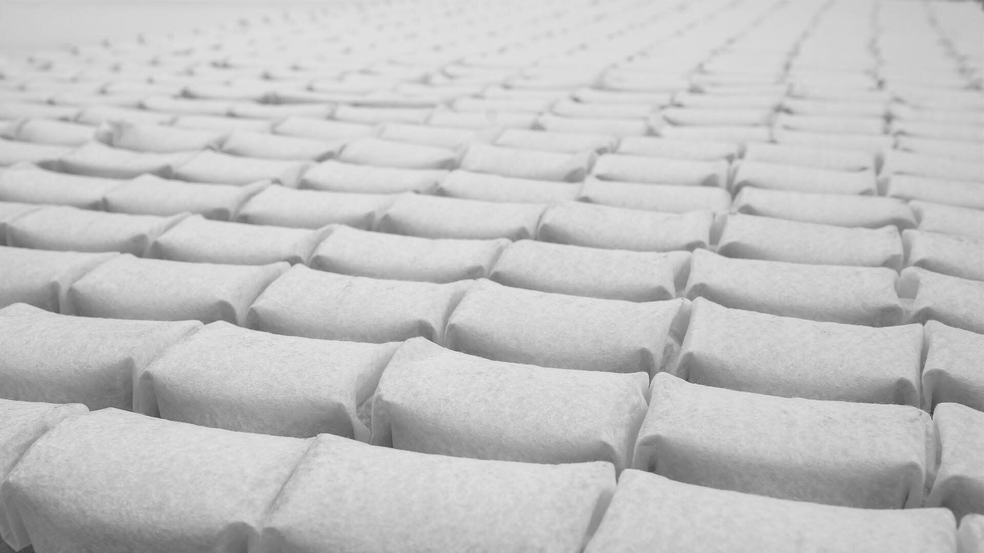 Starsprings S-touch™ pocket springs with integrated foam pillows